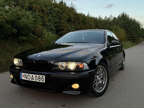БМВ 523 1999 в Вильнюс на AUTOMOTO.COM.LV Черный БМВ 523 1999 в Вильнюс, объемом двигателя 2.50 л и пробегом 209 тыс. км за 2450 €, фото 2 на AUTOMOTO.COM.LV
