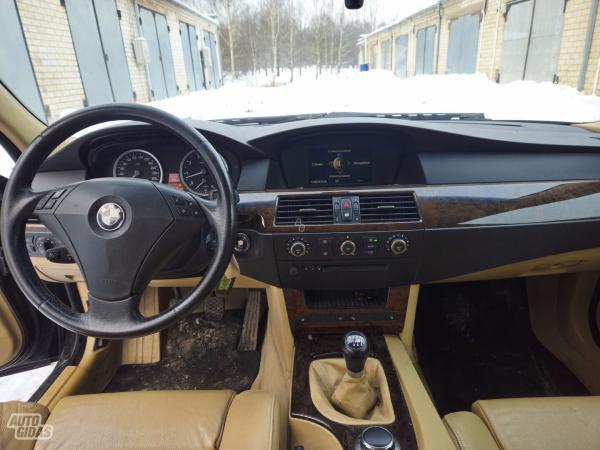 Melns BMW 523 2006 Radviliškis, ar dzinēja tilpumu 2.50 L un nobraukumu 320 tūkst. km par 2700 €, foto 9 vietnē AUTOMOTO.COM.LV
