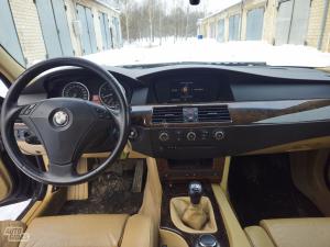 Black BMW 523 2006 in Radviliskis, with an engine capacity of 2.50 L and mileage of 320 thousand km for 2700 €, photo 9 on AUTOMOTO.COM.LV