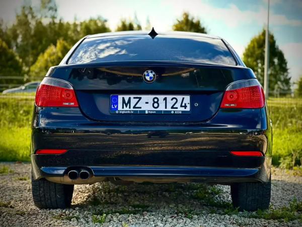 Black BMW 523 2006 in Jelgava, with an engine capacity of 2.50 L and mileage of 332 thousand km for 3700 €, photo 5 on AUTOMOTO.COM.LV