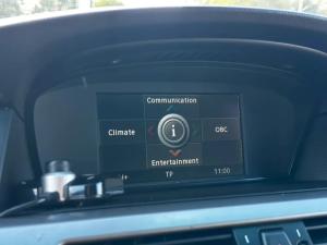 Black BMW 523 2006 in Jelgava, with an engine capacity of 2.50 L and mileage of 332 thousand km for 3700 €, photo 19 on AUTOMOTO.COM.LV