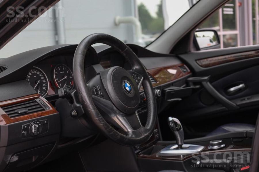 Melns BMW 523 2008 Rīga, ar dzinēja tilpumu 2.50 L un nobraukumu 0 tūkst. km par 3995 €, foto 8 vietnē AUTOMOTO.COM.LV