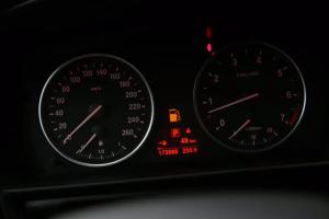 Black BMW 523 2008 in Riga, with an engine capacity of 2.50 L and mileage of 173 thousand km for 5390 €, photo 23 on AUTOMOTO.COM.LV