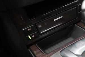 Black BMW 523 2008 in Riga, with an engine capacity of 2.50 L and mileage of 173 thousand km for 5390 €, photo 27 on AUTOMOTO.COM.LV