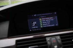 Black BMW 523 2008 in Riga, with an engine capacity of 2.50 L and mileage of 173 thousand km for 5390 €, photo 30 on AUTOMOTO.COM.LV