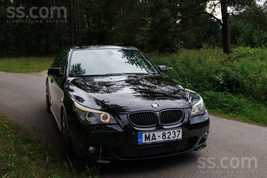 Black BMW 523 2008 in Riga, with an engine capacity of 2.50 L and mileage of 250 thousand km for 5500 €, photo 7 on AUTOMOTO.COM.LV