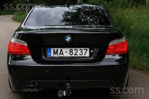 Black BMW 523 2008 in Riga, with an engine capacity of 2.50 L and mileage of 250 thousand km for 5500 €, photo 13 on AUTOMOTO.COM.LV