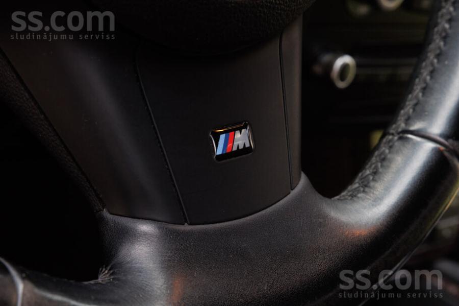 Black BMW 523 2008 in Riga, with an engine capacity of 2.50 L and mileage of 250 thousand km for 5500 €, photo 24 on AUTOMOTO.COM.LV