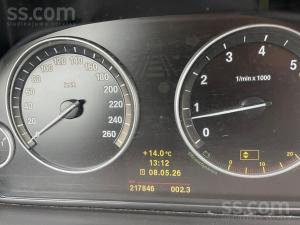 Black BMW 523 2010 in Riga, with an engine capacity of 3.00 L and mileage of 218 thousand km for 6290 €, photo 8 on AUTOMOTO.COM.LV