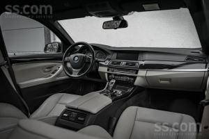 Black BMW 523 2010 in Riga, with an engine capacity of 3.00 L and mileage of 142 thousand km for 11500 €, photo 13 on AUTOMOTO.COM.LV