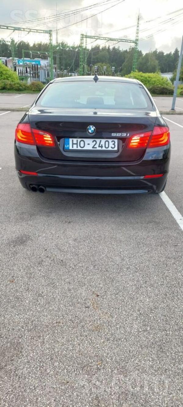 Melns BMW 523 2010 Rīga, ar dzinēja tilpumu 3.00 L un nobraukumu 162 tūkst. km par 7700 €, foto 4 vietnē AUTOMOTO.COM.LV