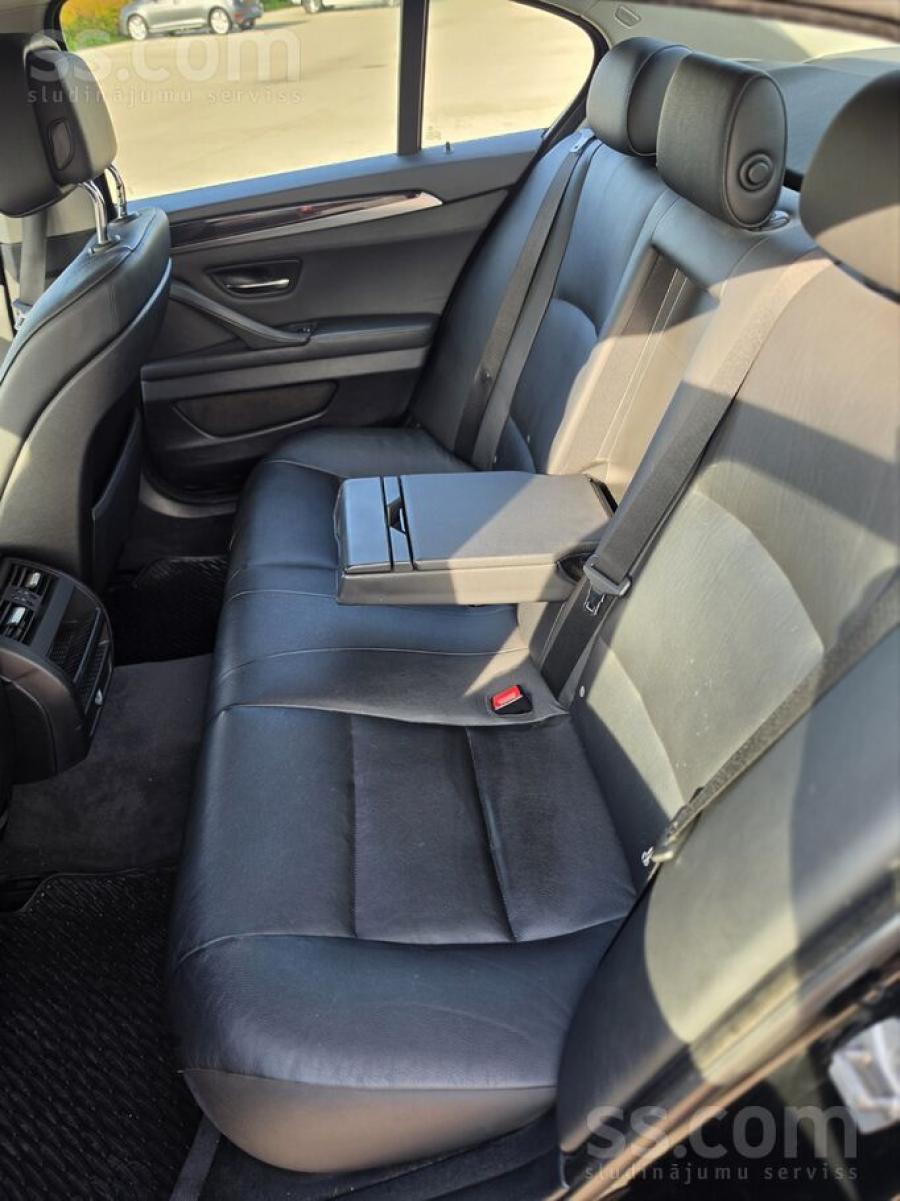 Melns BMW 523 2010 Rīga, ar dzinēja tilpumu 3.00 L un nobraukumu 162 tūkst. km par 7700 €, foto 14 vietnē AUTOMOTO.COM.LV