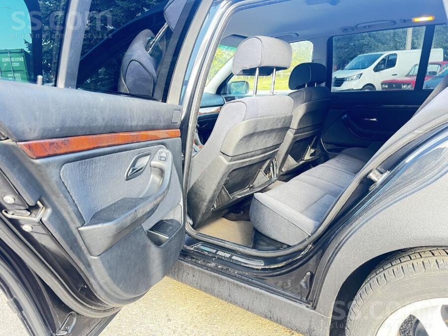 Black BMW 523 2000 in Riga, with an engine capacity of 2.30 L and mileage of 287 thousand km for 2400 €, photo 11 on AUTOMOTO.COM.LV