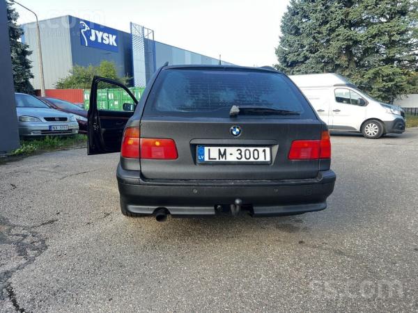 Черный БМВ 523 2000 в Рига, объемом двигателя 2.50 л и пробегом 287 тыс. км за 2400 €, фото 3 на AUTOMOTO.COM.LV