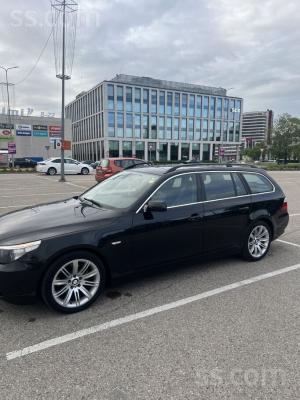 Melns BMW 523 2006 Rīga, ar dzinēja tilpumu 2.50 L un nobraukumu 329 tūkst. km par 3300 €, foto 2 vietnē AUTOMOTO.COM.LV