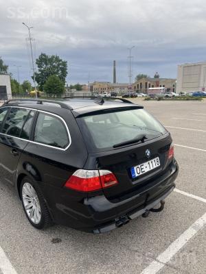 Melns BMW 523 2006 Rīga, ar dzinēja tilpumu 2.50 L un nobraukumu 329 tūkst. km par 3300 €, foto 3 vietnē AUTOMOTO.COM.LV