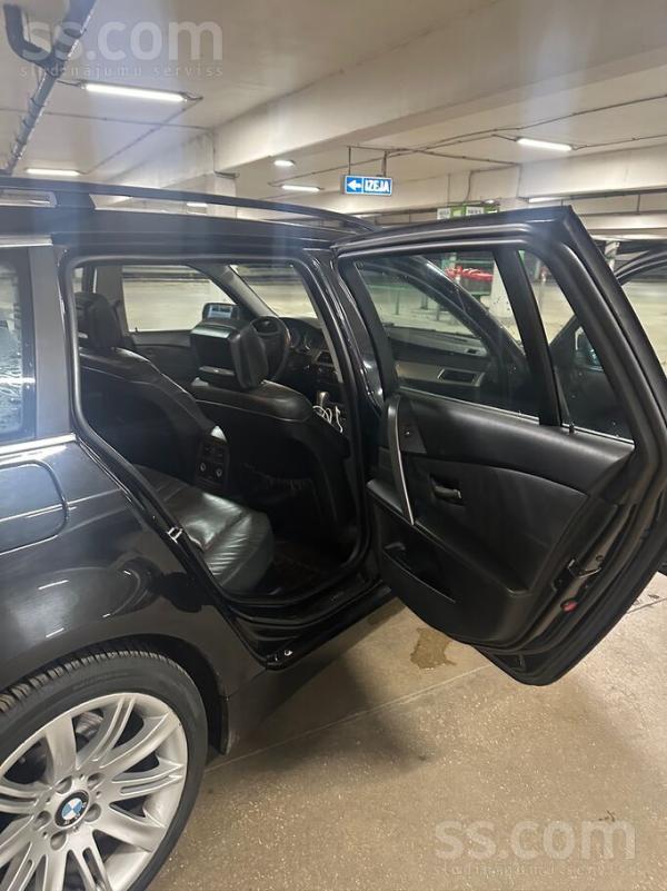 Melns BMW 523 2006 Rīga, ar dzinēja tilpumu 2.50 L un nobraukumu 333 tūkst. km par 3000 €, foto 4 vietnē AUTOMOTO.COM.LV