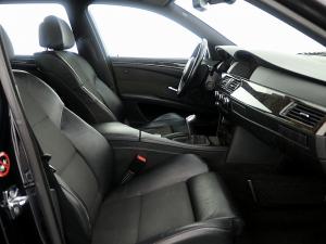 Черный БМВ 523 2009 в Таллин, объемом двигателя 2.50 л и пробегом 272 тыс. км за 1699 €, фото 7 на AUTOMOTO.COM.LV