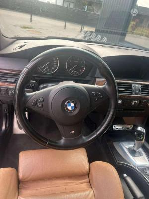 Black BMW 523 2010 in Vilnius, with an engine capacity of 2.50 L and mileage of 195 thousand km for 6000 €, photo 13 on AUTOMOTO.COM.LV