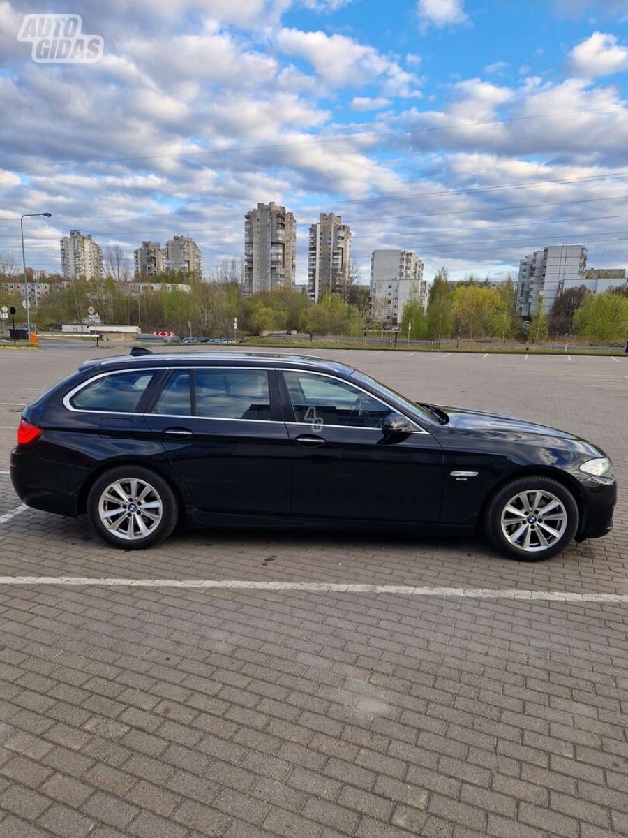 Black BMW 523 2011 in Vilnius, with an engine capacity of 3.00 L and mileage of 291 thousand km for 9500 €, photo 7 on AUTOMOTO.COM.LV