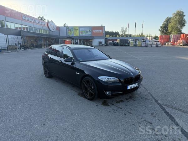 Melns BMW 523 2011 Valmiera, ar dzinēja tilpumu 3.00 L un nobraukumu 255 tūkst. km par 7000 €, foto 2 vietnē AUTOMOTO.COM.LV