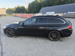 Черный БМВ 523 2011 в Валмиера, объемом двигателя 3.00 л и пробегом 255 тыс. км за 7000 €, фото 3 на AUTOMOTO.COM.LV