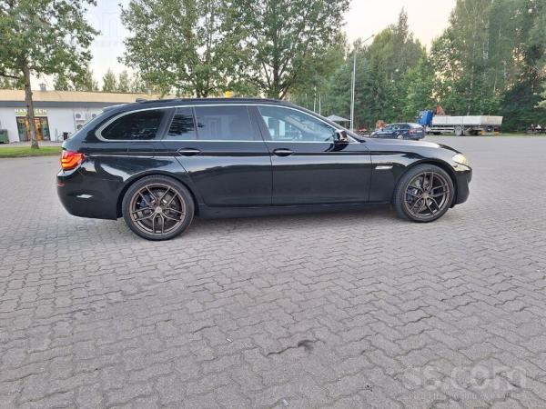 Melns BMW 523 2011 Valmiera, ar dzinēja tilpumu 3.00 L un nobraukumu 255 tūkst. km par 7200 €, foto 6 vietnē AUTOMOTO.COM.LV