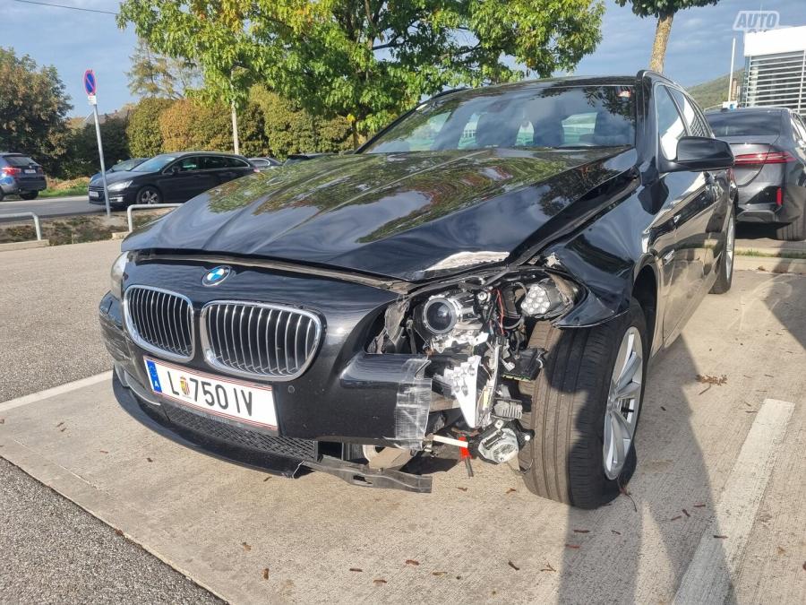 Black BMW 523 2011 in Kaunas, with an engine capacity of 2.30 L and mileage of 149 thousand km for 2990 €, photo 4 on AUTOMOTO.COM.LV