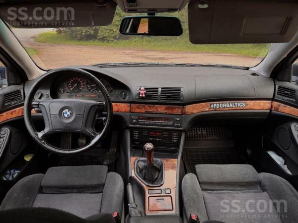 Blue BMW 523 1997 in Jelgava, with an engine capacity of 2.50 L and mileage of 482 thousand km for 1950 €, photo 9 on AUTOMOTO.COM.LV