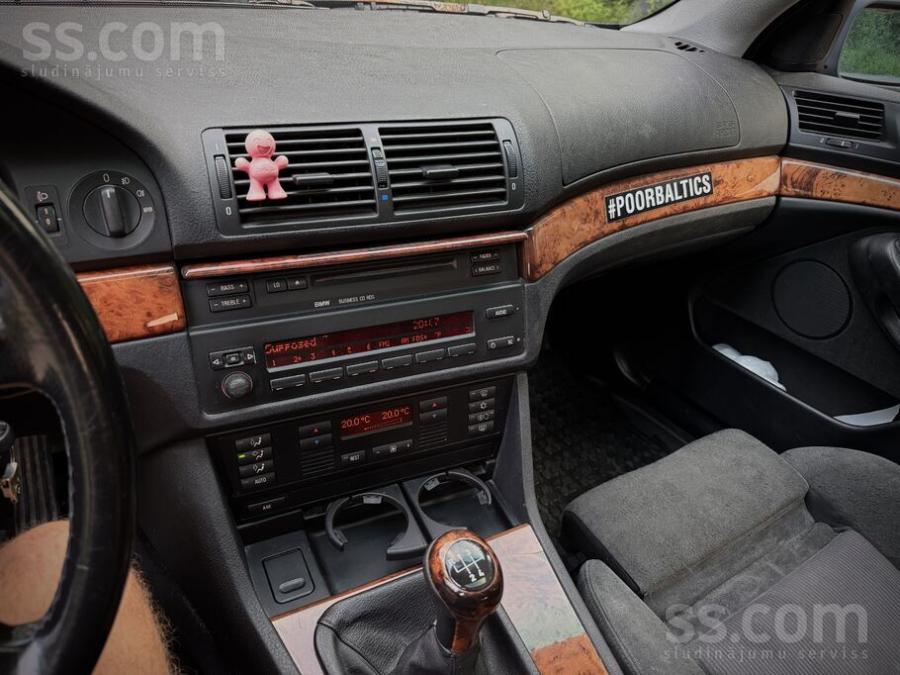 Blue BMW 523 1997 in Jelgava, with an engine capacity of 2.50 L and mileage of 482 thousand km for 1950 €, photo 11 on AUTOMOTO.COM.LV