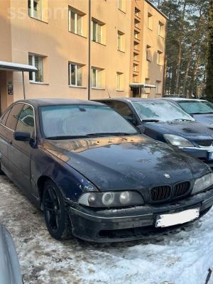 Blue BMW 523 1998 in Riga, with an engine capacity of 2.50 L and mileage of 320 thousand km for 1500 €, photo  on AUTOMOTO.COM.LV
