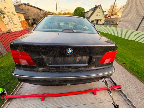 Blue BMW 523 2000 in Keila, with an engine capacity of 2.50 L and mileage of 1 thousand km for 999 €, photo 4 on AUTOMOTO.COM.LV
