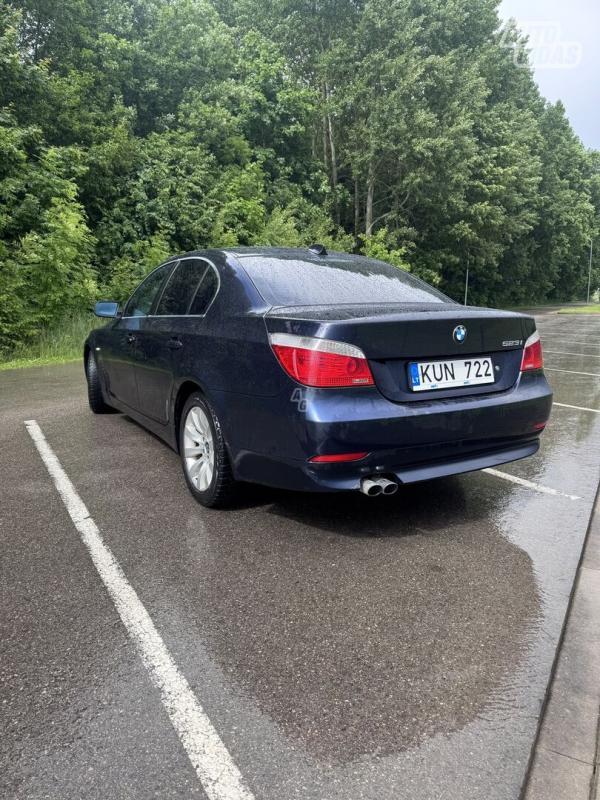 Zils BMW 523 2006 Kaišiadorys, ar dzinēja tilpumu 2.50 L un nobraukumu 310 tūkst. km par 2700 €, foto 2 vietnē AUTOMOTO.COM.LV