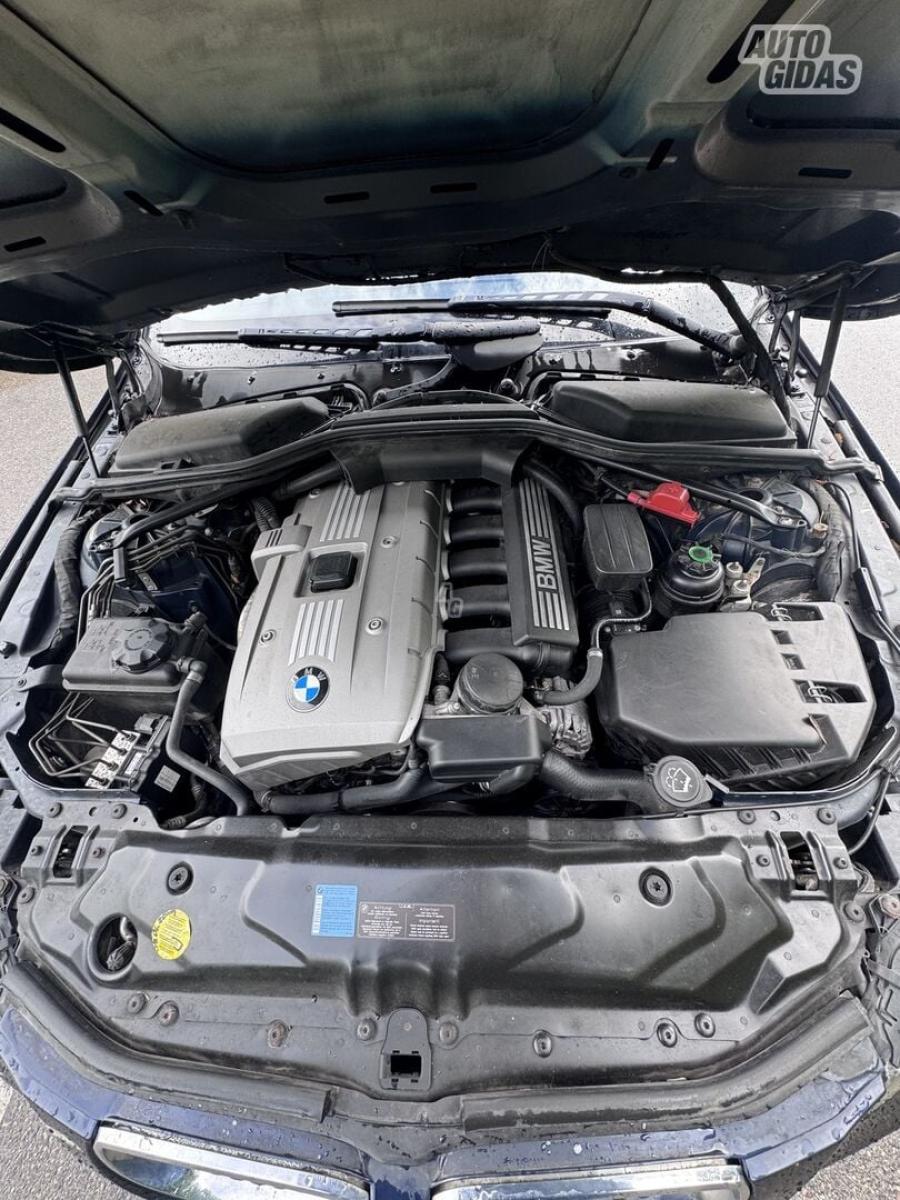 Zils BMW 523 2006 Kaišiadorys, ar dzinēja tilpumu 2.50 L un nobraukumu 310 tūkst. km par 2700 €, foto 8 vietnē AUTOMOTO.COM.LV