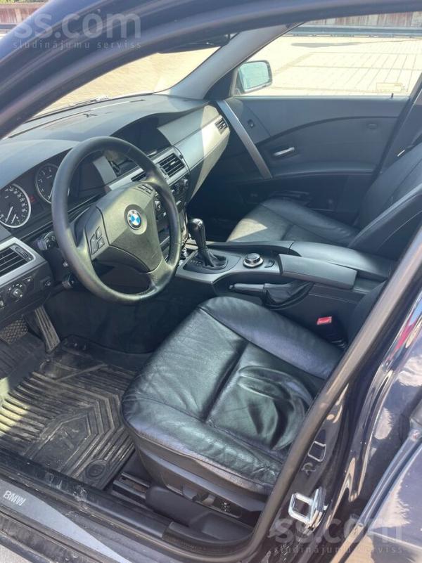 Zils BMW 523 2006 Rīga, ar dzinēja tilpumu 2.50 L un nobraukumu 238 tūkst. km par 4100 €, foto 5 vietnē AUTOMOTO.COM.LV