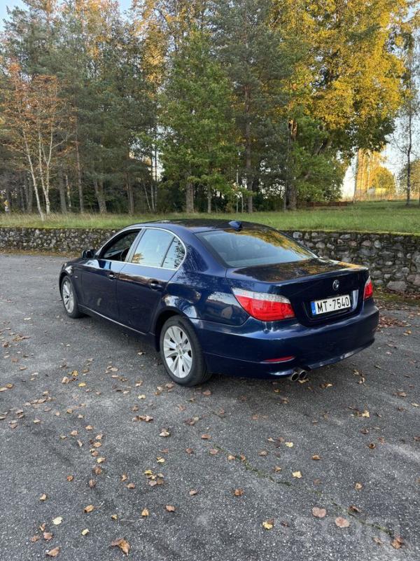 Zils BMW 523 2007 Valmiera, ar dzinēja tilpumu 2.50 L un nobraukumu 212 tūkst. km par 3500 €, foto 5 vietnē AUTOMOTO.COM.LV