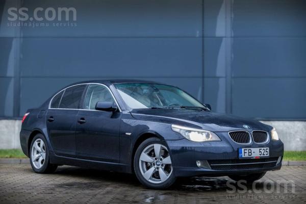 Blue BMW 523 2008 in Riga, with an engine capacity of 2.50 L and mileage of 242 thousand km for 5990 €, photo 3 on AUTOMOTO.COM.LV