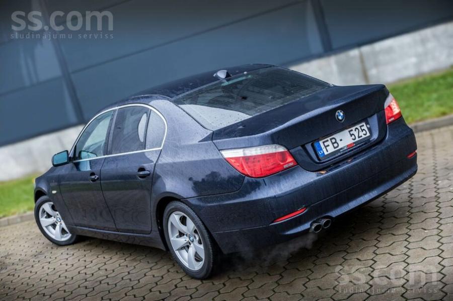 Blue BMW 523 2008 in Riga, with an engine capacity of 2.50 L and mileage of 242 thousand km for 5990 €, photo 7 on AUTOMOTO.COM.LV
