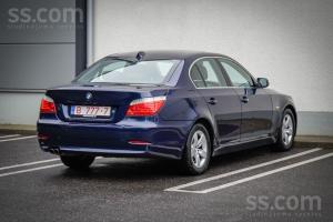 Zils BMW 523 2009 Rīga, ar dzinēja tilpumu 2.50 L un nobraukumu 243 tūkst. km par 6700 €, foto 5 vietnē AUTOMOTO.COM.LV