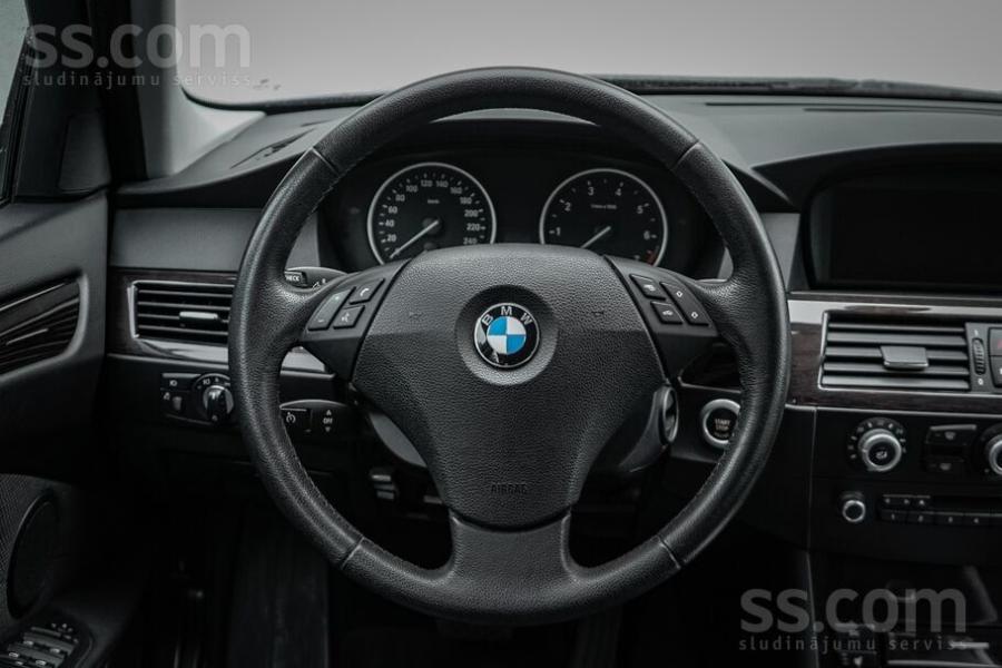 Zils BMW 523 2009 Rīga, ar dzinēja tilpumu 2.50 L un nobraukumu 243 tūkst. km par 6700 €, foto 17 vietnē AUTOMOTO.COM.LV