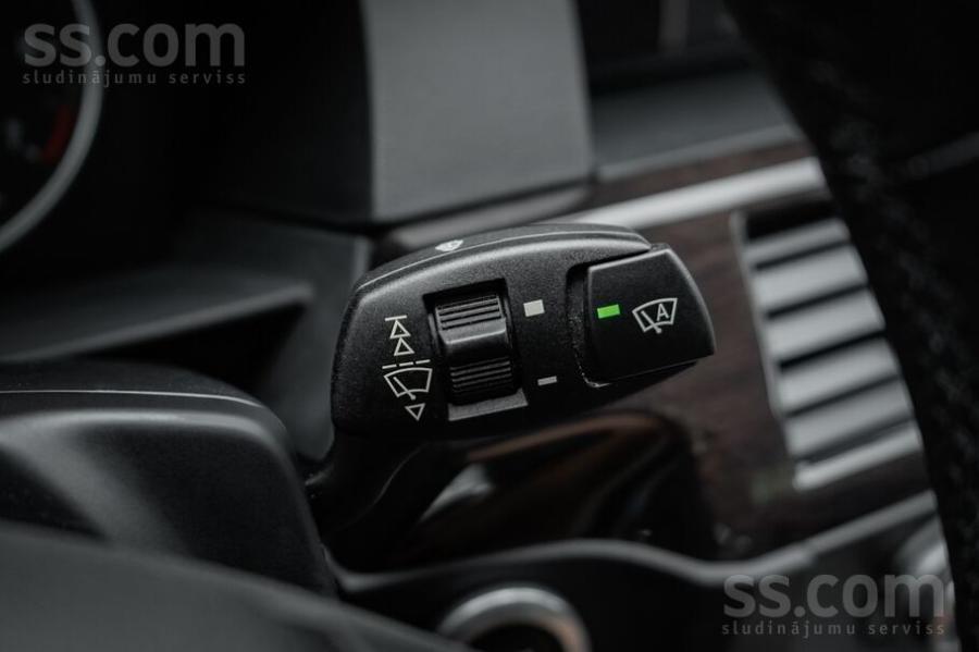 Zils BMW 523 2009 Rīga, ar dzinēja tilpumu 2.50 L un nobraukumu 243 tūkst. km par 6700 €, foto 19 vietnē AUTOMOTO.COM.LV