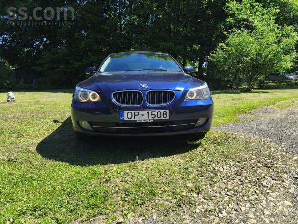Blue BMW 523 2009 in Riga, with an engine capacity of 2.50 L and mileage of 240 thousand km for 6700 €, photo 2 on AUTOMOTO.COM.LV