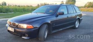 Zils BMW 523 1998 Rīga, ar dzinēja tilpumu 2.50 L un nobraukumu 272 tūkst. km par 3500 €, foto  vietnē AUTOMOTO.COM.LV
