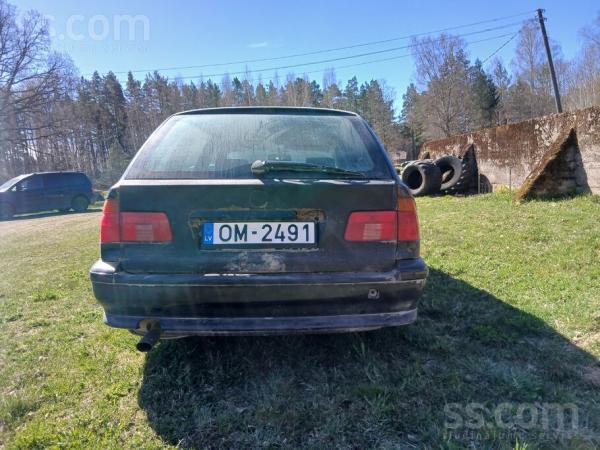Zils BMW 523 1999 Limbaži, ar dzinēja tilpumu 2.50 L un nobraukumu 360 tūkst. km par 800 €, foto 5 vietnē AUTOMOTO.COM.LV