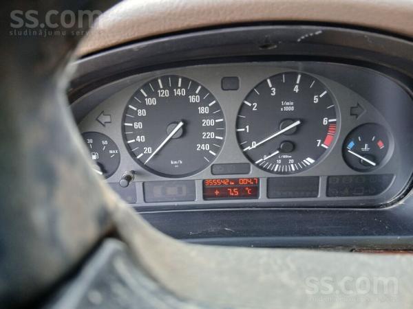 Zils BMW 523 1999 Limbaži, ar dzinēja tilpumu 2.50 L un nobraukumu 360 tūkst. km par 800 €, foto 8 vietnē AUTOMOTO.COM.LV