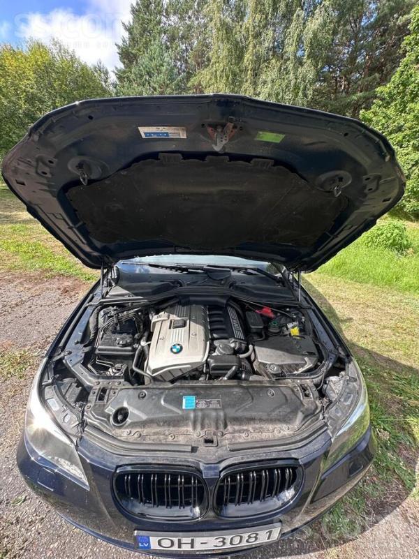 Zils BMW 523 2006 Liepāja, ar dzinēja tilpumu 2.50 L un nobraukumu 308 tūkst. km par 5500 €, foto 4 vietnē AUTOMOTO.COM.LV