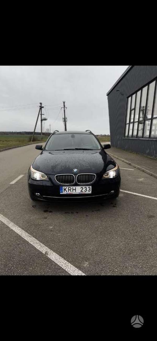Blue BMW 523 2007 in Siauliai, with an engine capacity of 2.50 L and mileage of 301 thousand km for 3200 €, photo 2 on AUTOMOTO.COM.LV