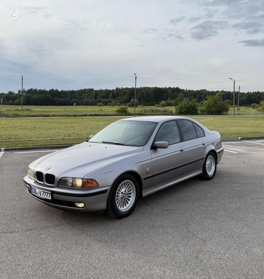 Brūns BMW 523 1997 Viļņa, ar dzinēja tilpumu 2.50 L un nobraukumu 283 tūkst. km par 2950 €, foto 1 vietnē AUTOMOTO.COM.LV