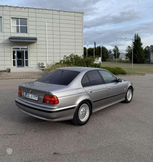 Brūns BMW 523 1997 Viļņa, ar dzinēja tilpumu 2.50 L un nobraukumu 283 tūkst. km par 2950 €, foto 6 vietnē AUTOMOTO.COM.LV