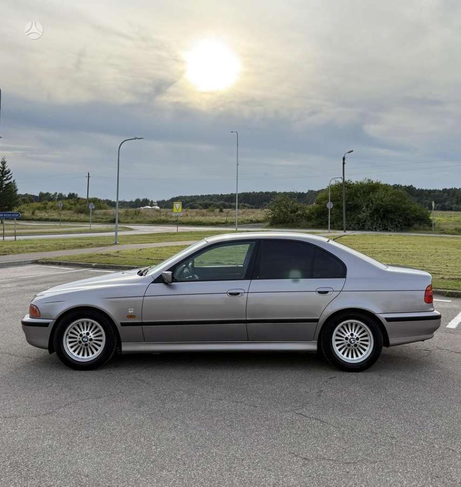 Brūns BMW 523 1997 Viļņa, ar dzinēja tilpumu 2.50 L un nobraukumu 283 tūkst. km par 2950 €, foto 9 vietnē AUTOMOTO.COM.LV